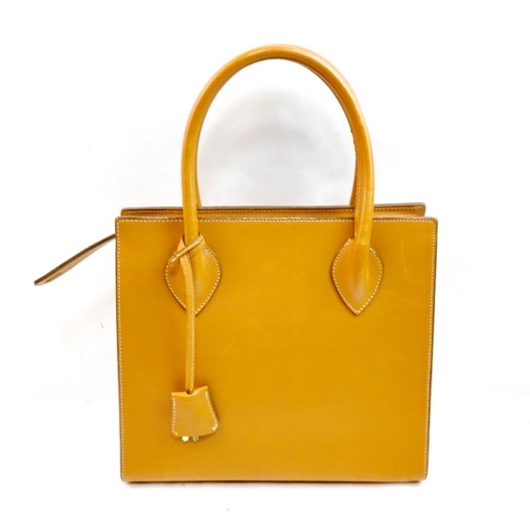 Valentino Garavani | Bags | Valentino Garavani Caramel Top Handle ...